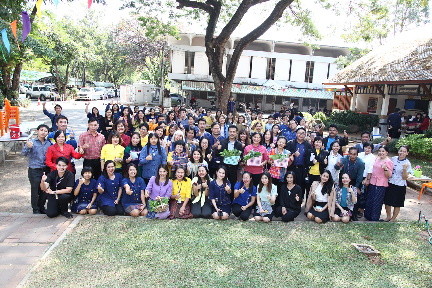 KKU Administrative House members turns home-grown vegetables from ...